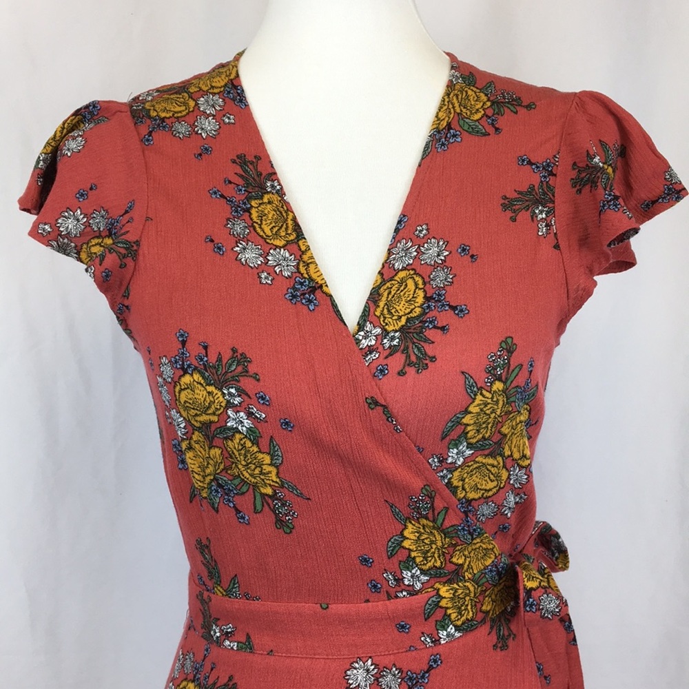 Hem&Thread Deep Coral Floral Wrap Dress Sz. S - Gem